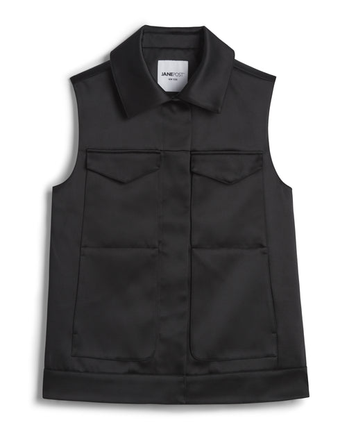 Jane Post | Distinctive Rain & Outerwear